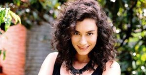 Hande Dogandemir Height, Husband Net Worth Explore Secrets