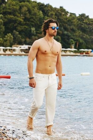 Alp Navruz Biography Surprising Facts, Net Worth, Age, Wife, Girlfriend ...