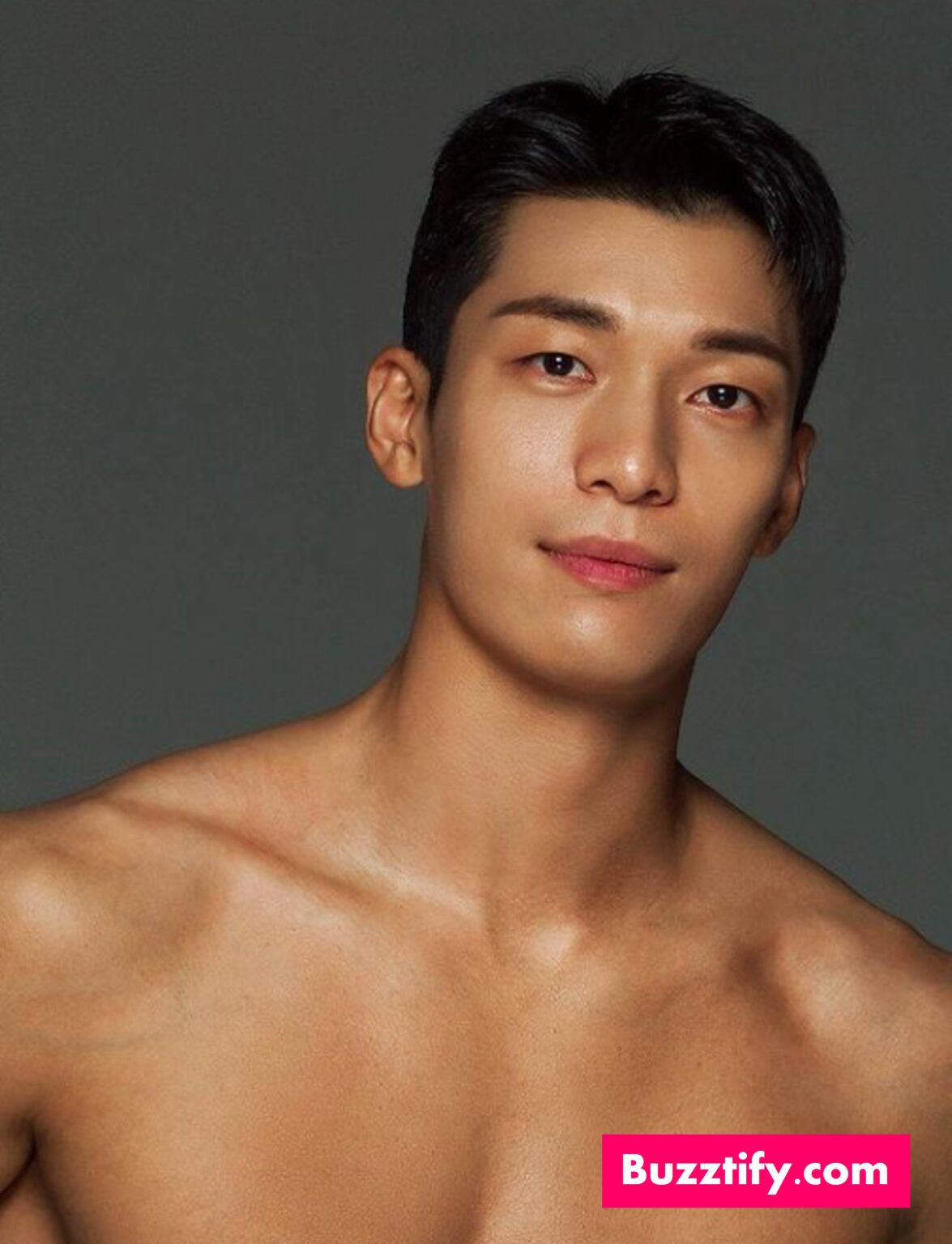 Wi Ha-Joon Squid Game Biography, Height, Age, Wife, Net Worth, Family